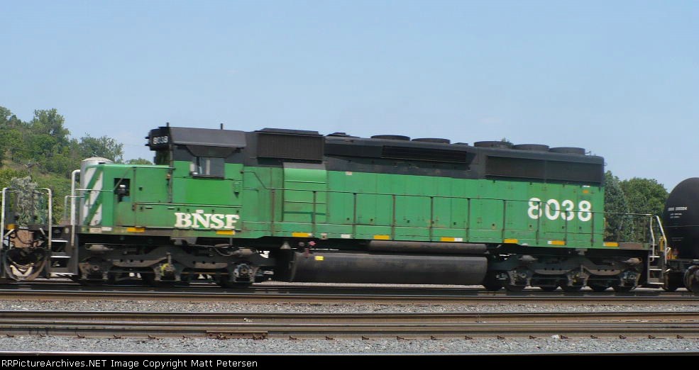 BNSF 8038